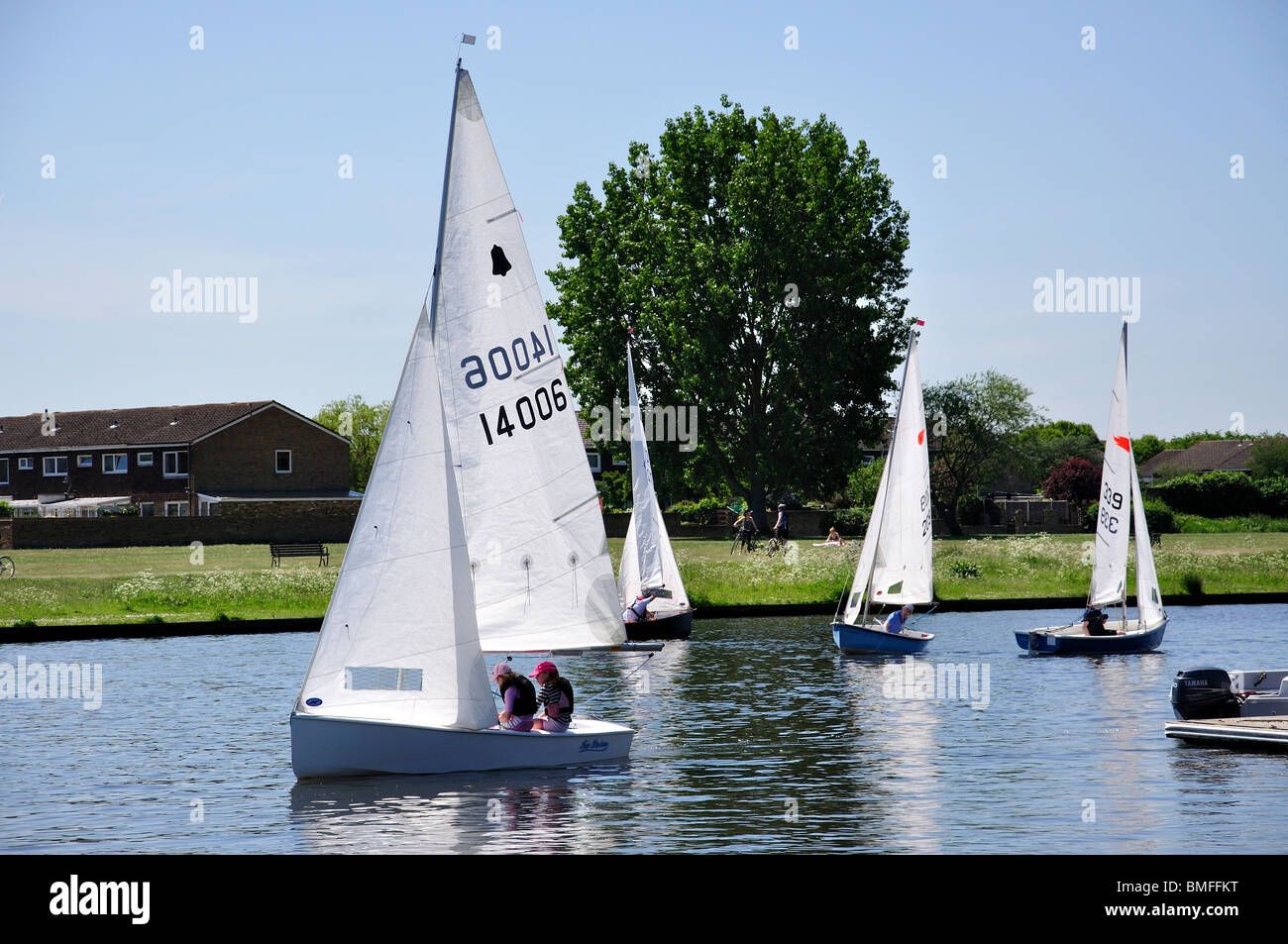 Boating on River Thames, Hampton, London Borough of Richmond upon ...