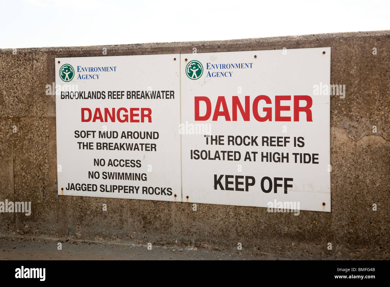 Environment agency sign hi-res stock photography and images - Alamy