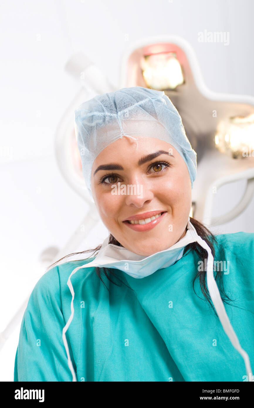 female surgeon in operation room Stock Photo - Alamy