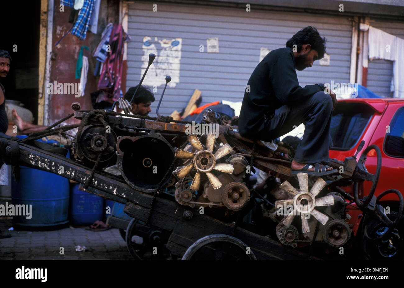Car engines hi-res stock photography and images - Alamy