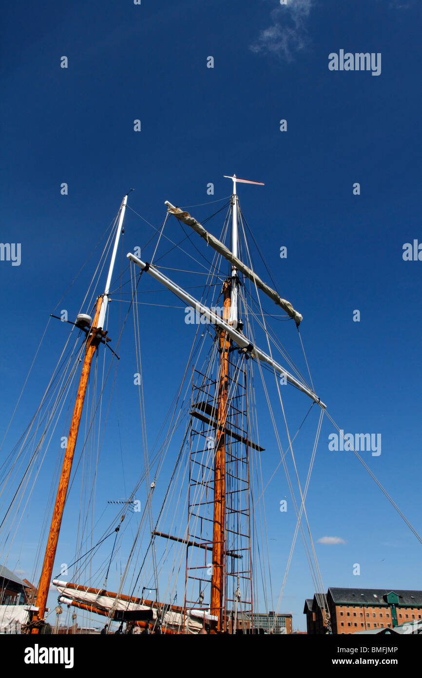 Tall ship mast hi-res stock photography and images - Alamy
