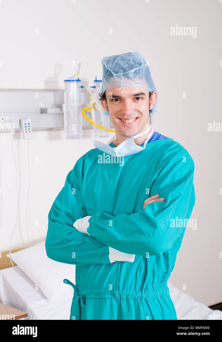 Male surgeon hi-res stock photography and images - Alamy