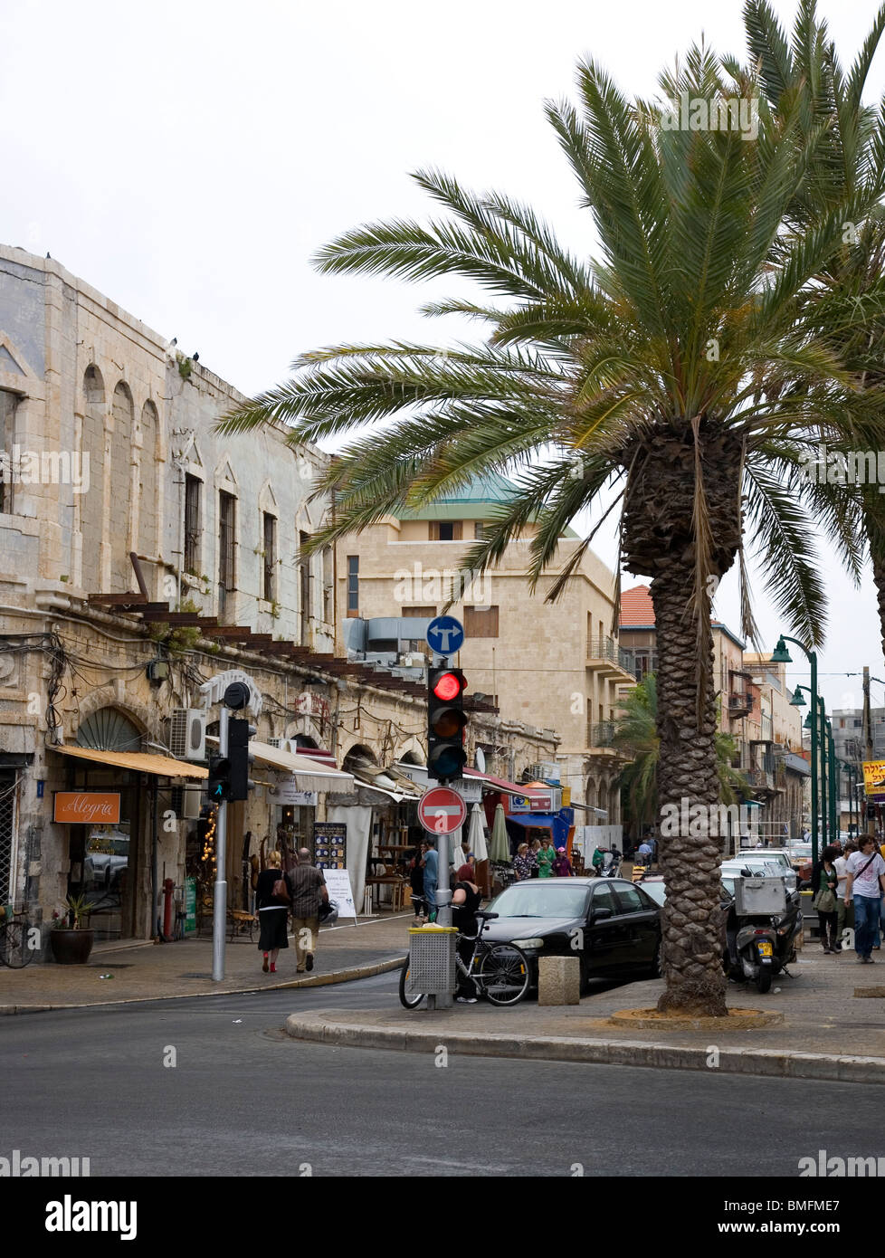 Israel streets hi-res stock photography and images - Alamy