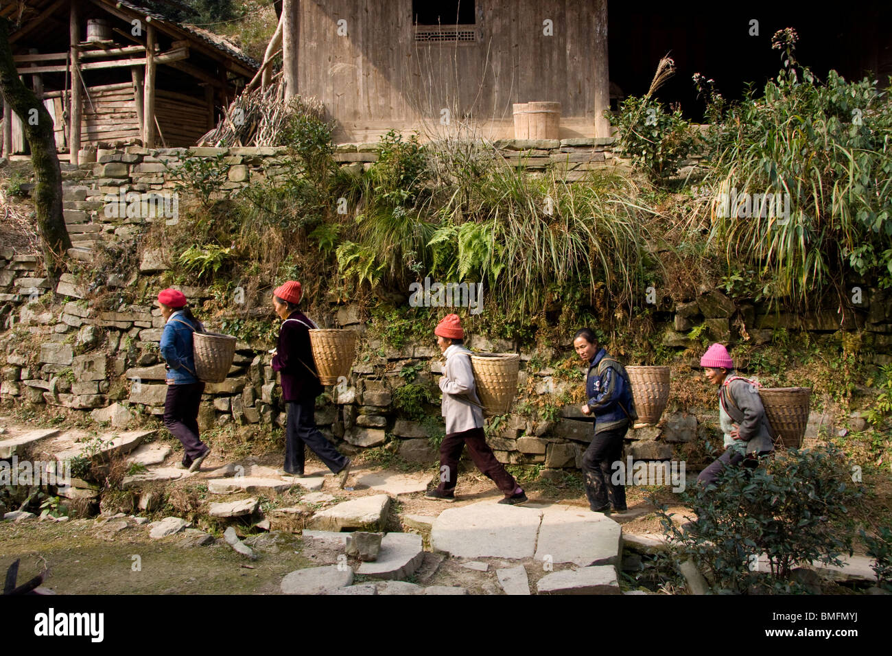 Tujia people hi-res stock photography and images - Alamy