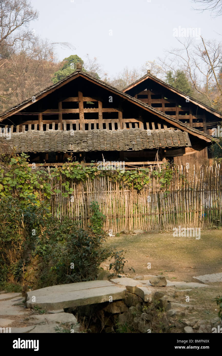 Tujia traditional architecture, Shuangfeng Village, Yongshun County ...