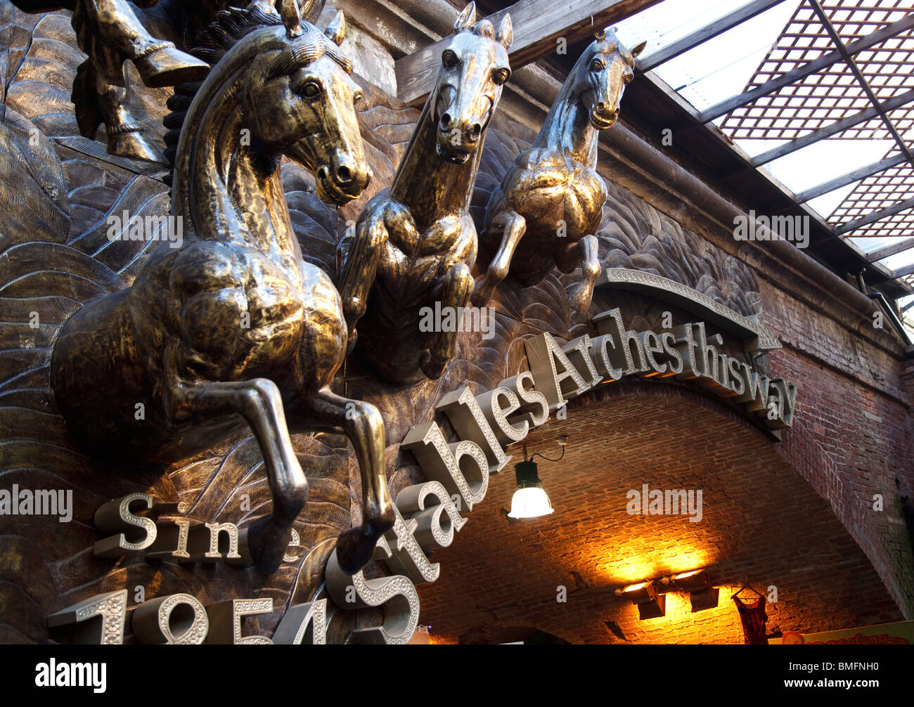 Camden stables market horses hi-res stock photography and images - Alamy