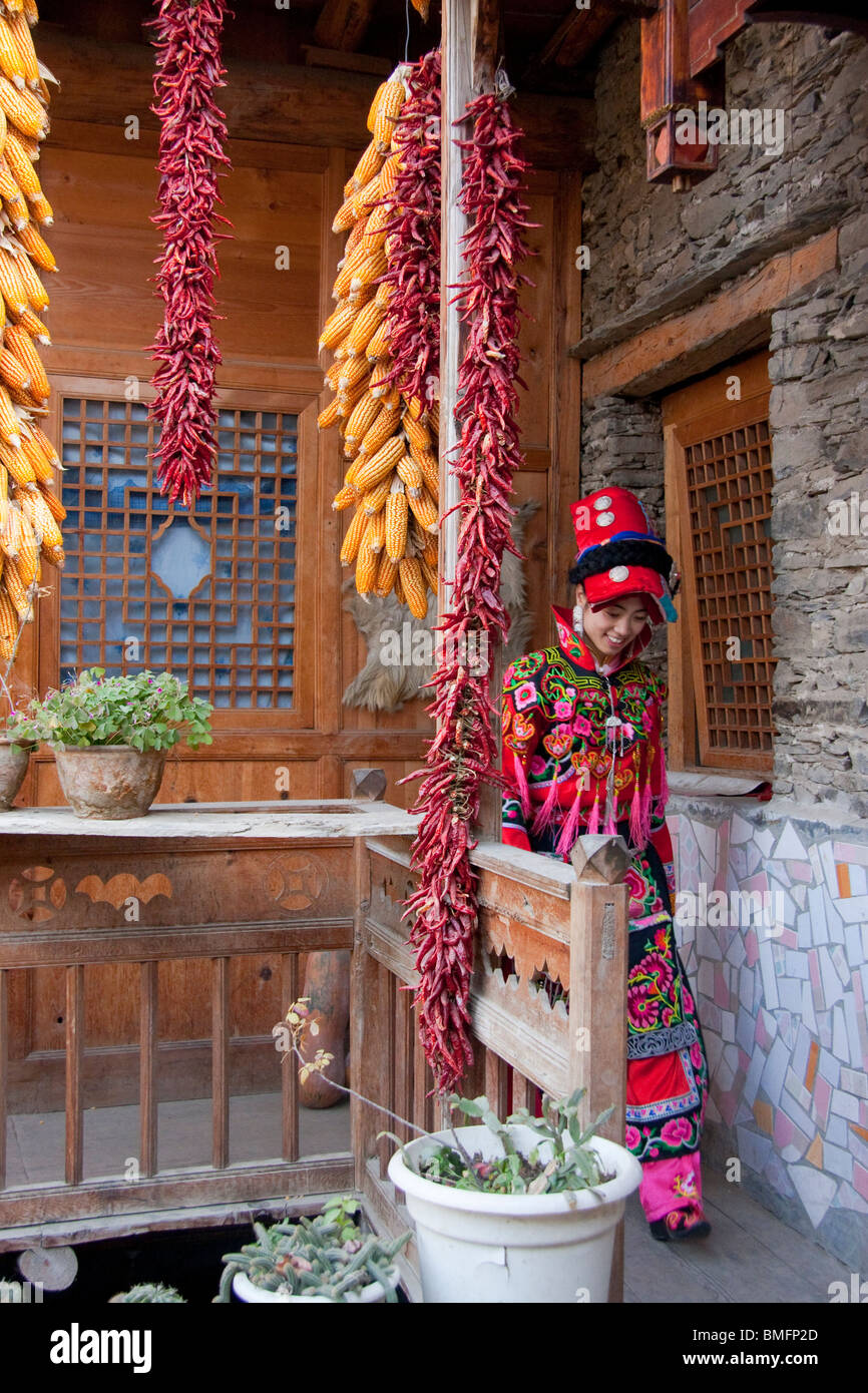 Tibetan and qiang culture hi-res stock photography and images - Alamy