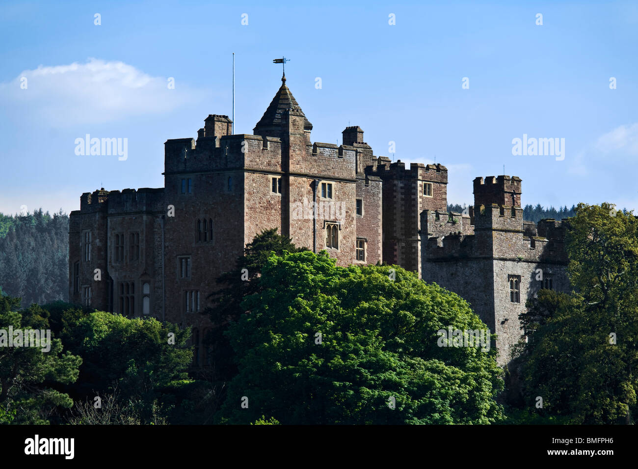dunster castle somerset Stock Photo - Alamy