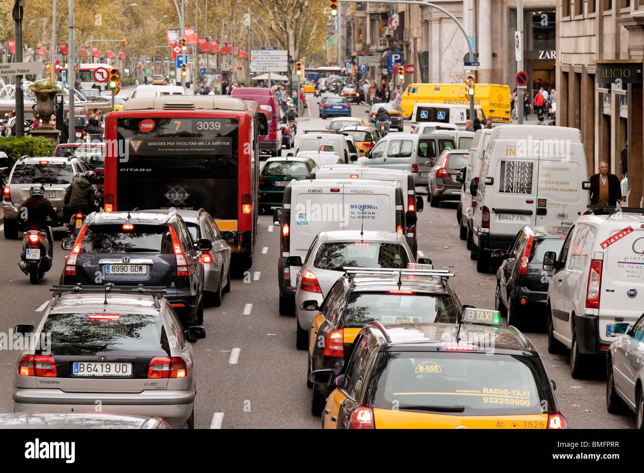 Traffic jams village hi-res stock photography and images - Alamy
