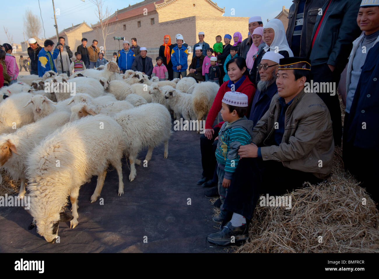 Ningxia muslim hi-res stock photography and images - Alamy