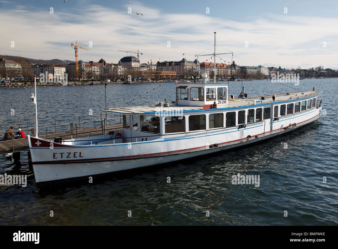 Excursion boat on lake hi-res stock photography and images - Alamy