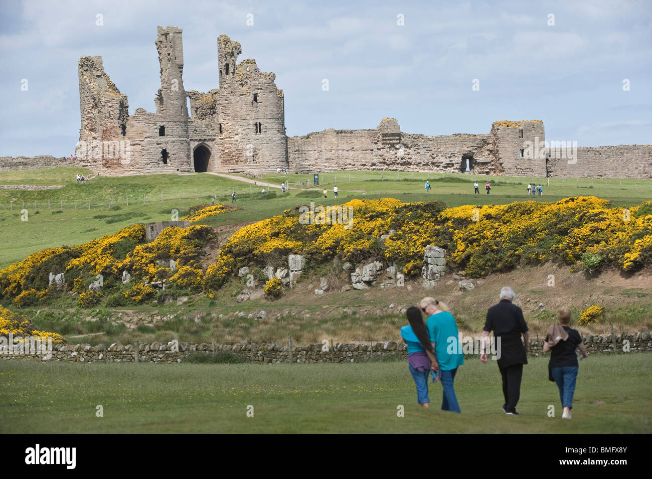 Dunstanburgh castle walk hi-res stock photography and images - Alamy