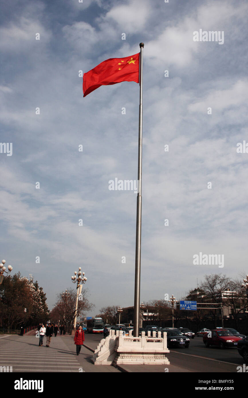 Chinese National Flag waving in the breeze, Chang'an Avenue, Beijing ...