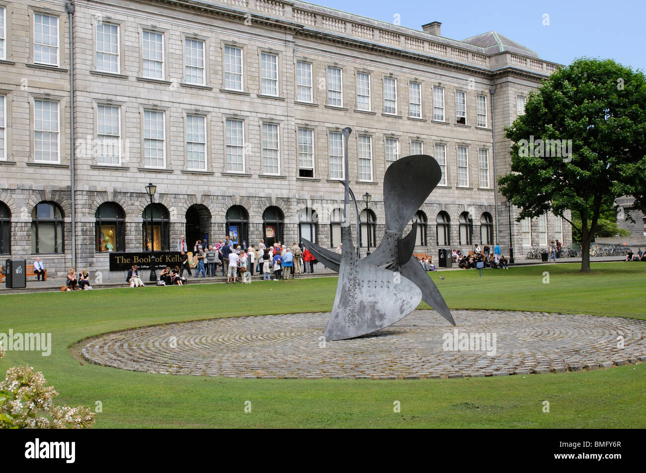The library at trinity college hi-res stock photography and images - Alamy