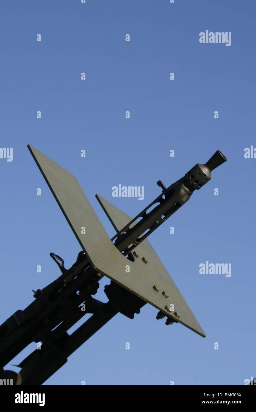 machine gun on top of army military vehicle Stock Photo - Alamy