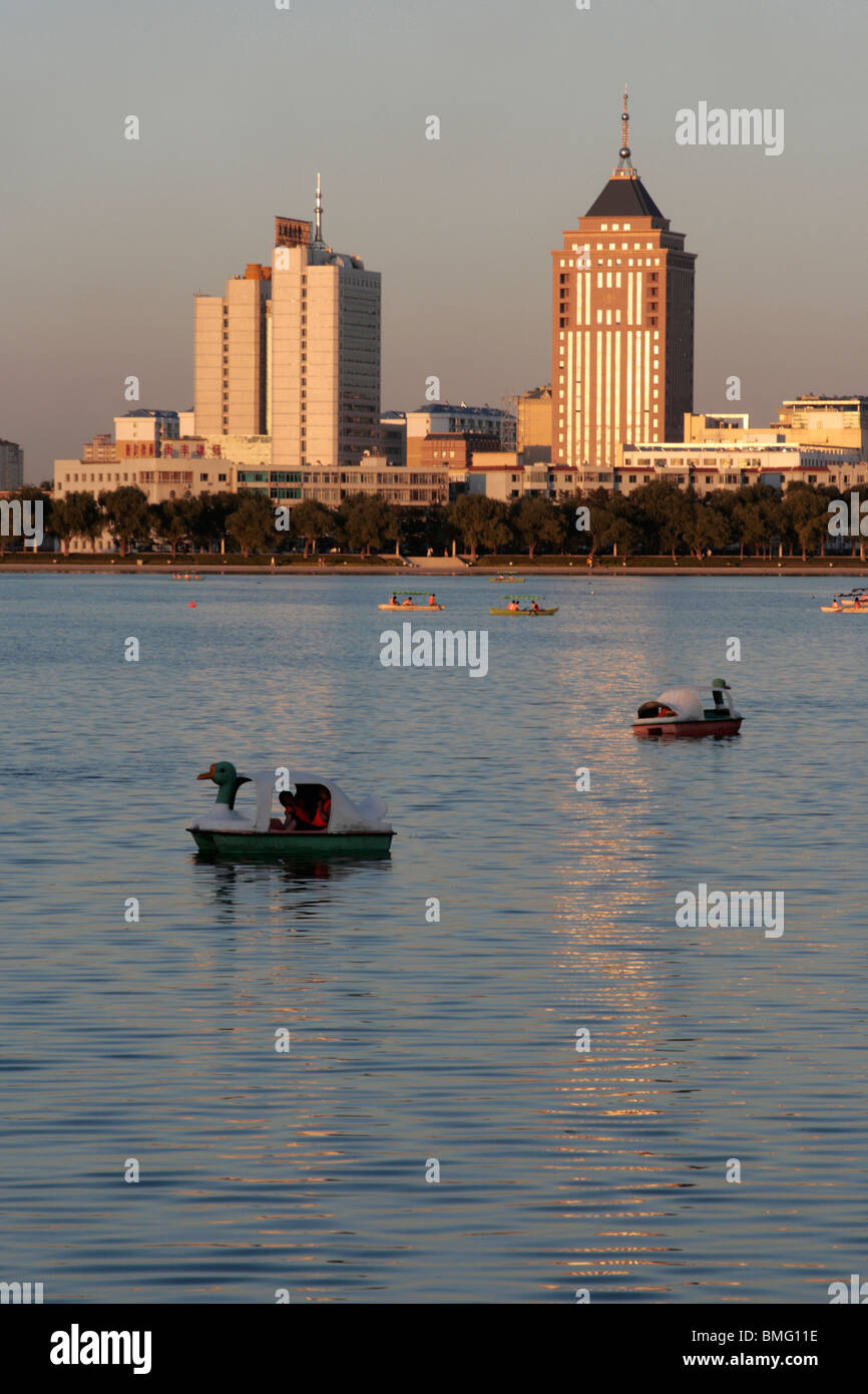 Nanhu park hi-res stock photography and images - Alamy