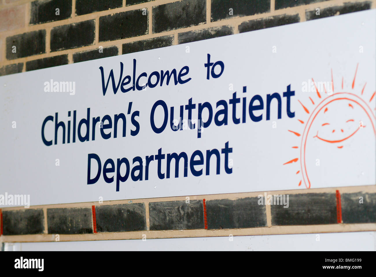 Nhs hospital ward signs hi-res stock photography and images - Alamy