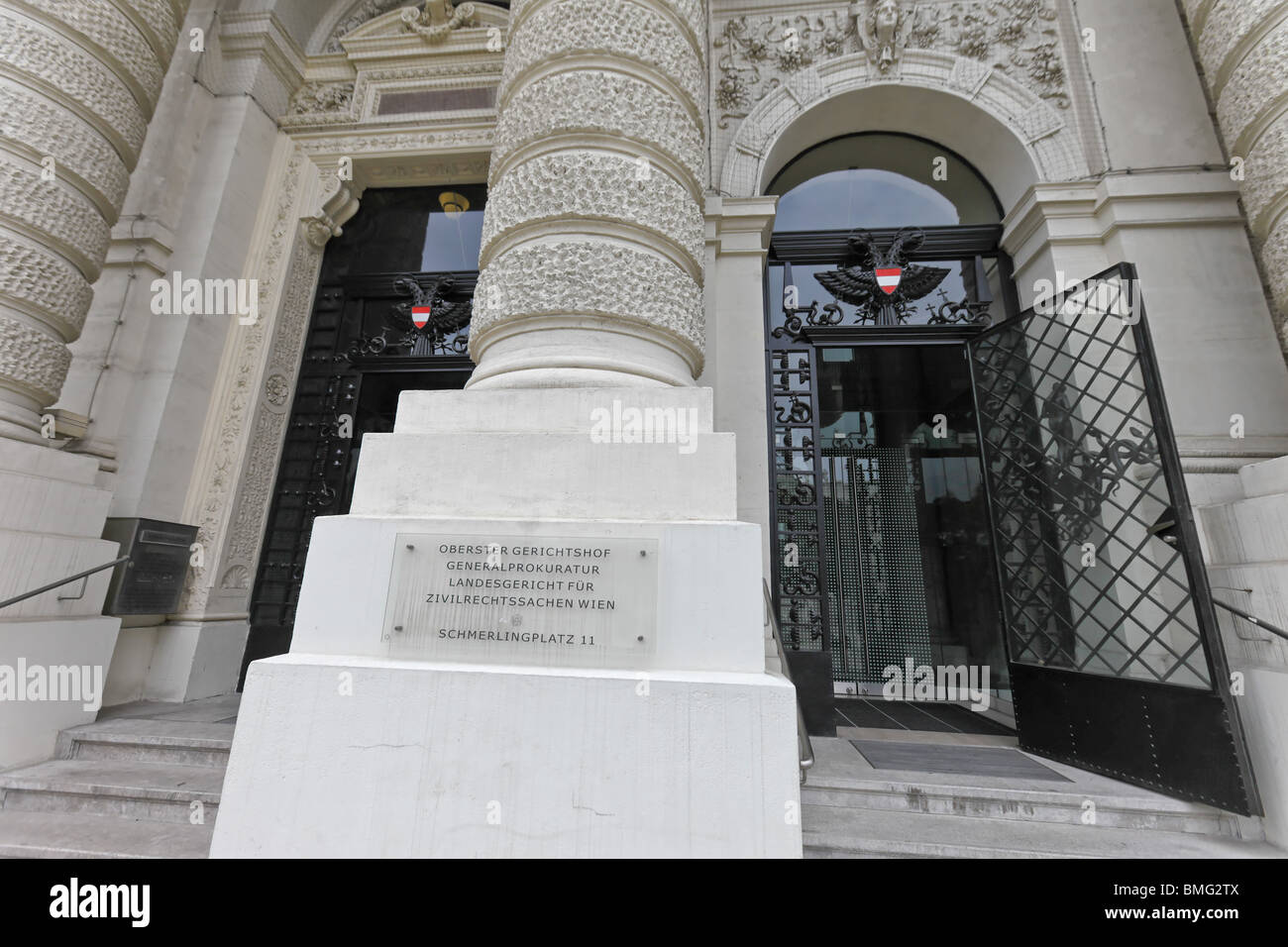 Supreme courts verdict hi-res stock photography and images - Alamy