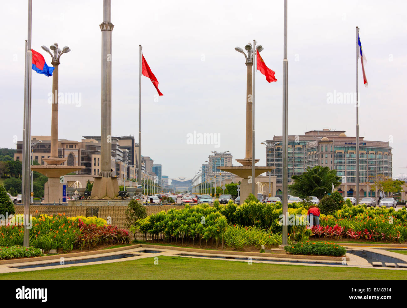 Putra Square in front of the Prime Minister's Office, Putrajaya ...