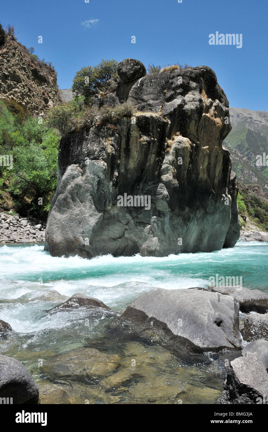 Niyang River, Nyingchi, Tibet, China Stock Photo - Alamy