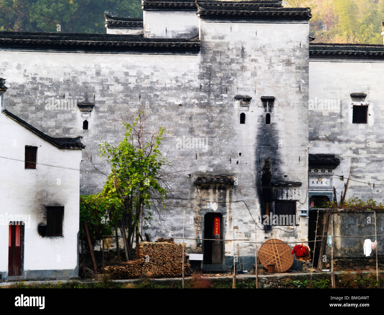 Traditional Hui style homes, Wuyuan, Jiangxi Province, China Stock ...