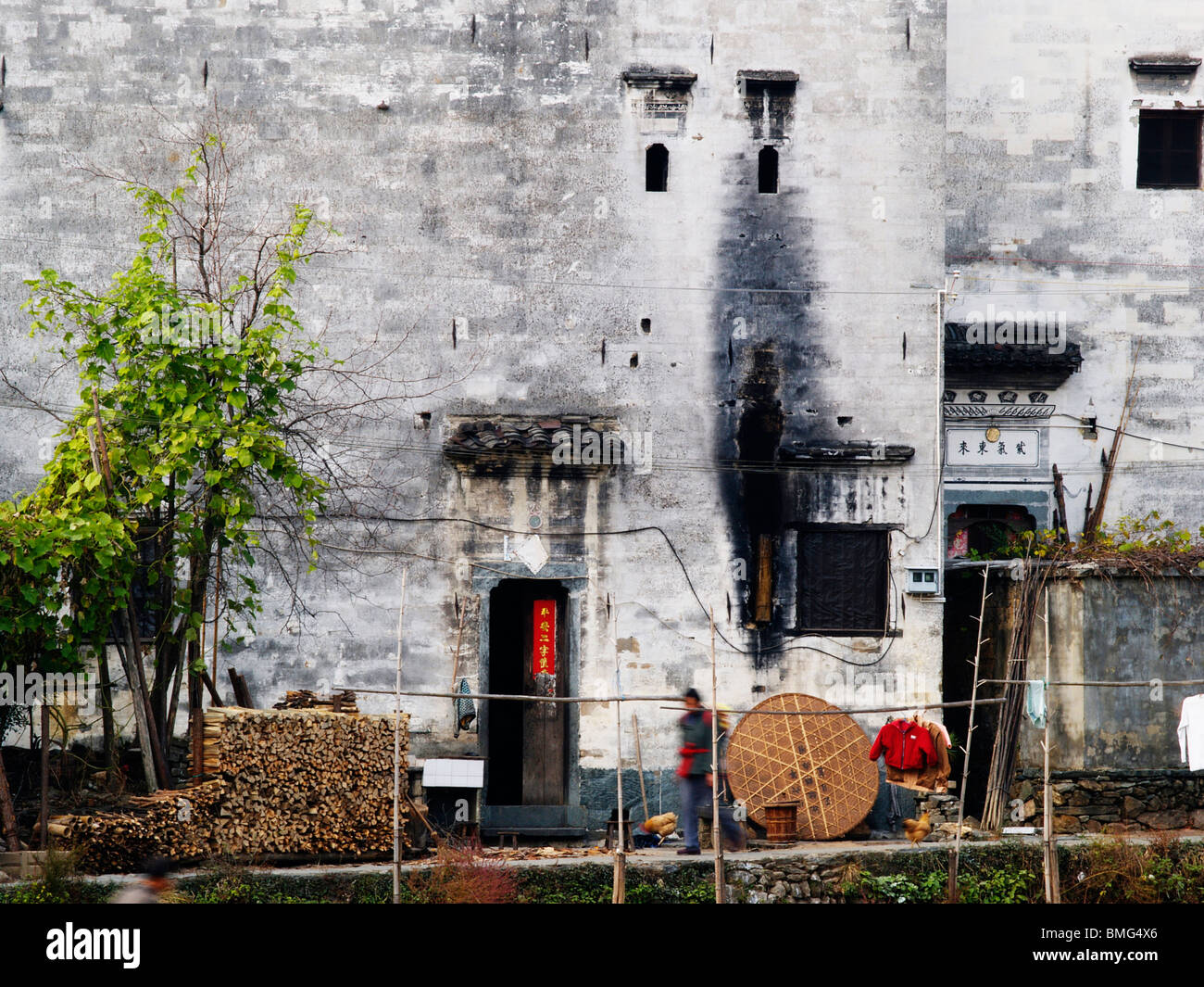 Traditional Hui style homes, Wuyuan, Jiangxi Province, China Stock ...
