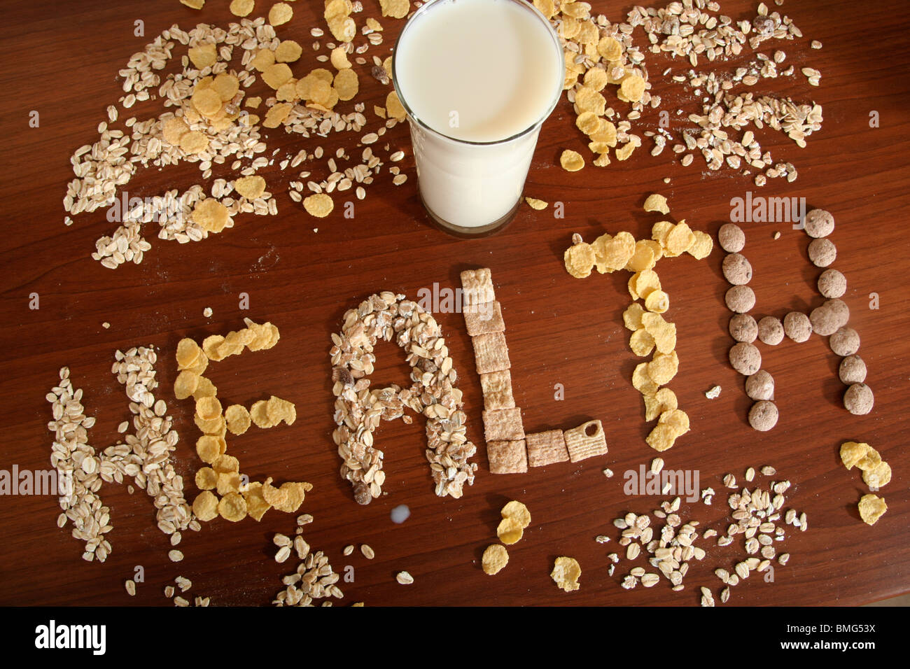 Healthy morning meal: corn flakes Stock Photo - Alamy