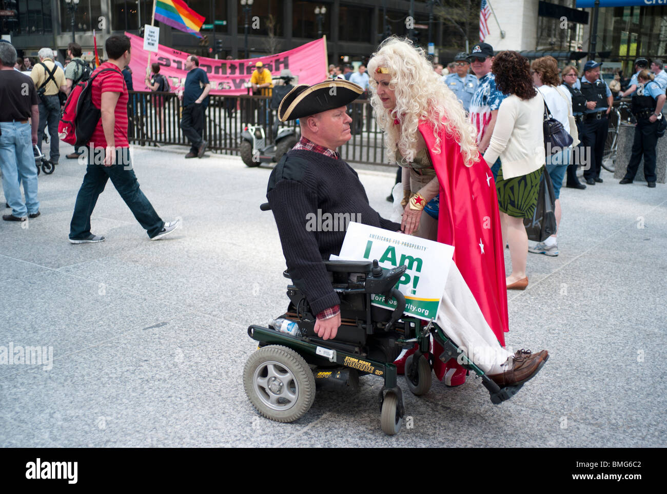 Members of the Illinois Tea Party movement rally at Chicago's Daley ...