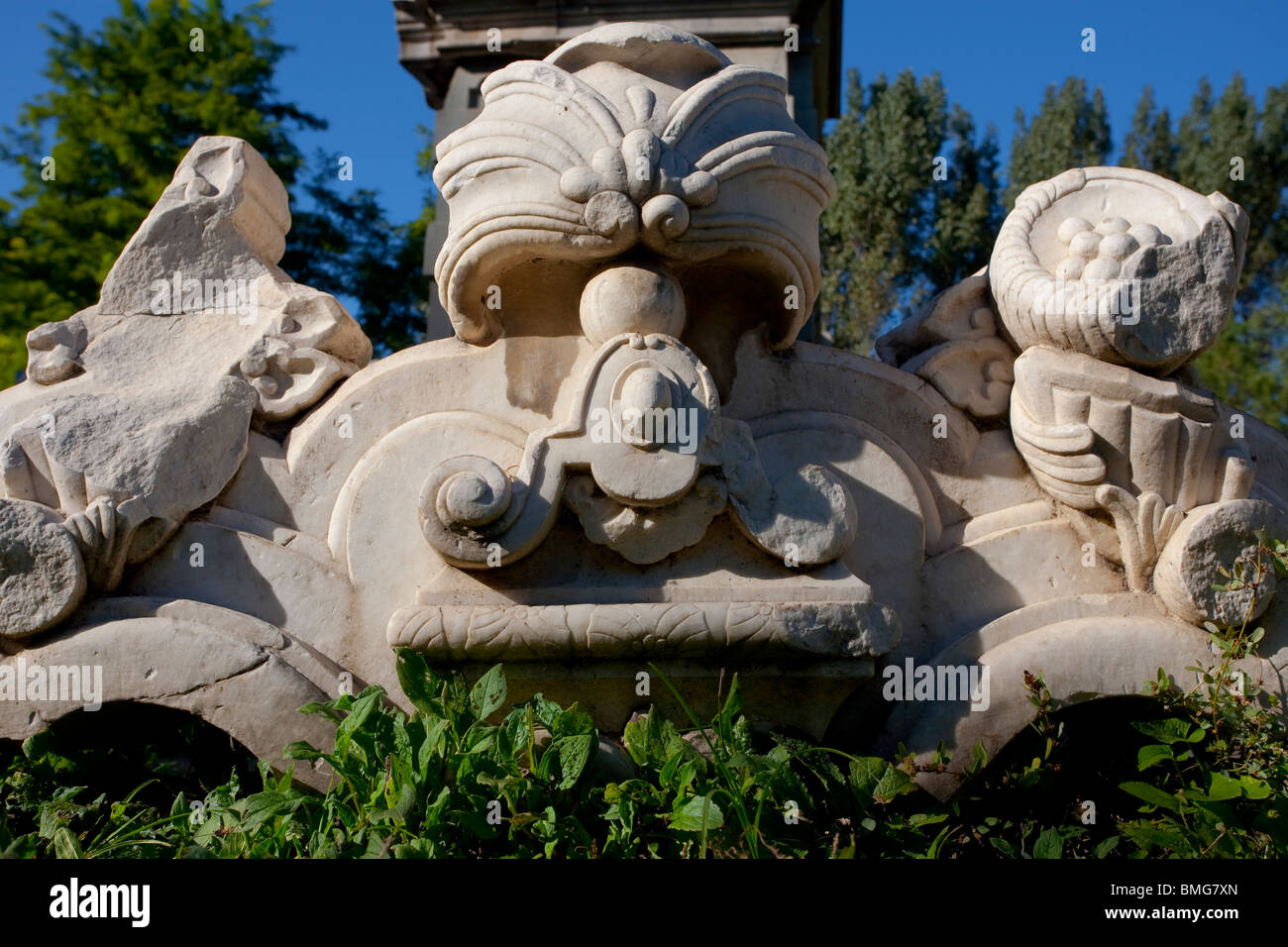 Calm yuanmingyuan hi-res stock photography and images - Alamy