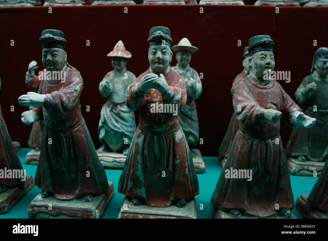 Tang Dynasty figurines exhibited in Shaanxi History Museum, Xi'An ...