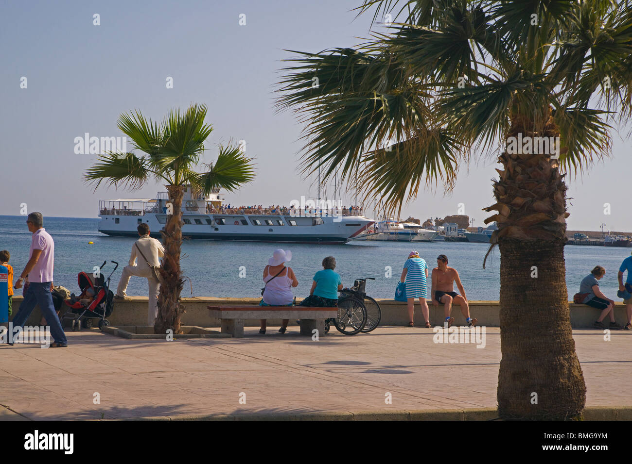 Paphos seafront hi-res stock photography and images - Alamy