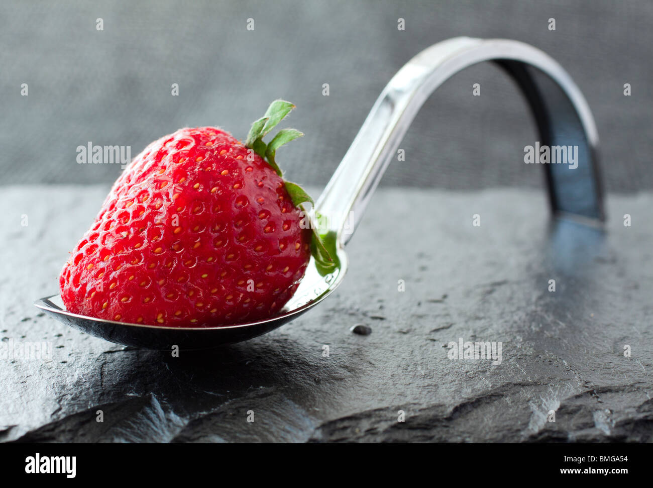 Spoon eat fruit hi-res stock photography and images - Alamy