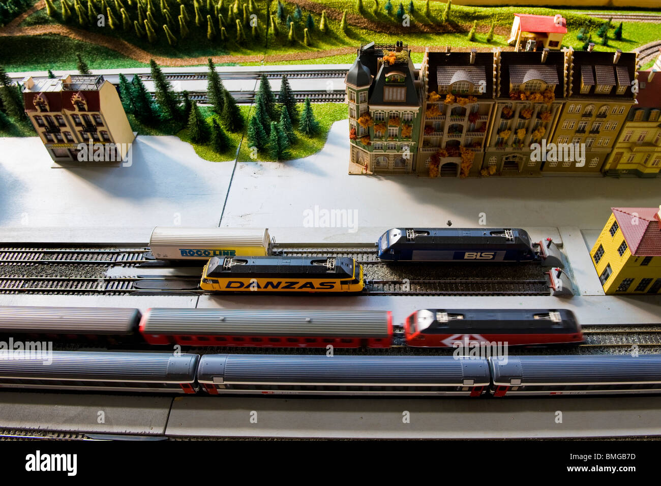 Hornby electric train hi-res stock photography and images - Alamy