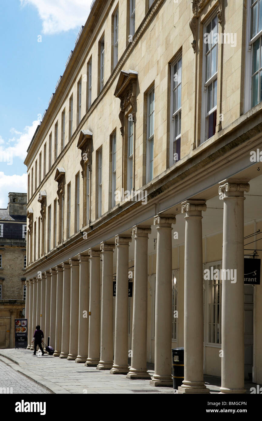 Row of colums hi-res stock photography and images - Alamy