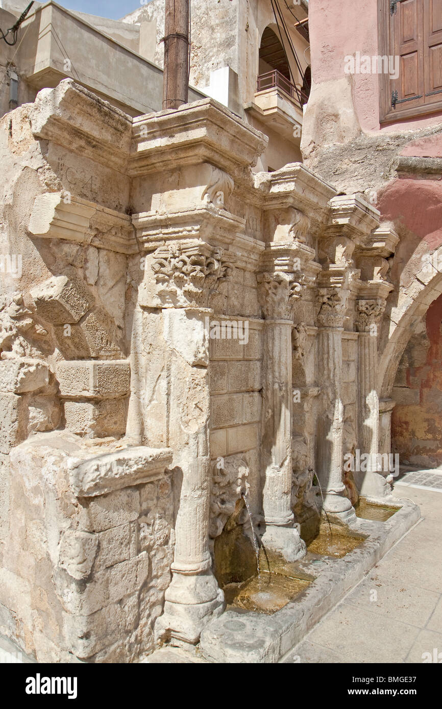 Crete Rethymnon Rimondi Fountain Stock Photo - Alamy