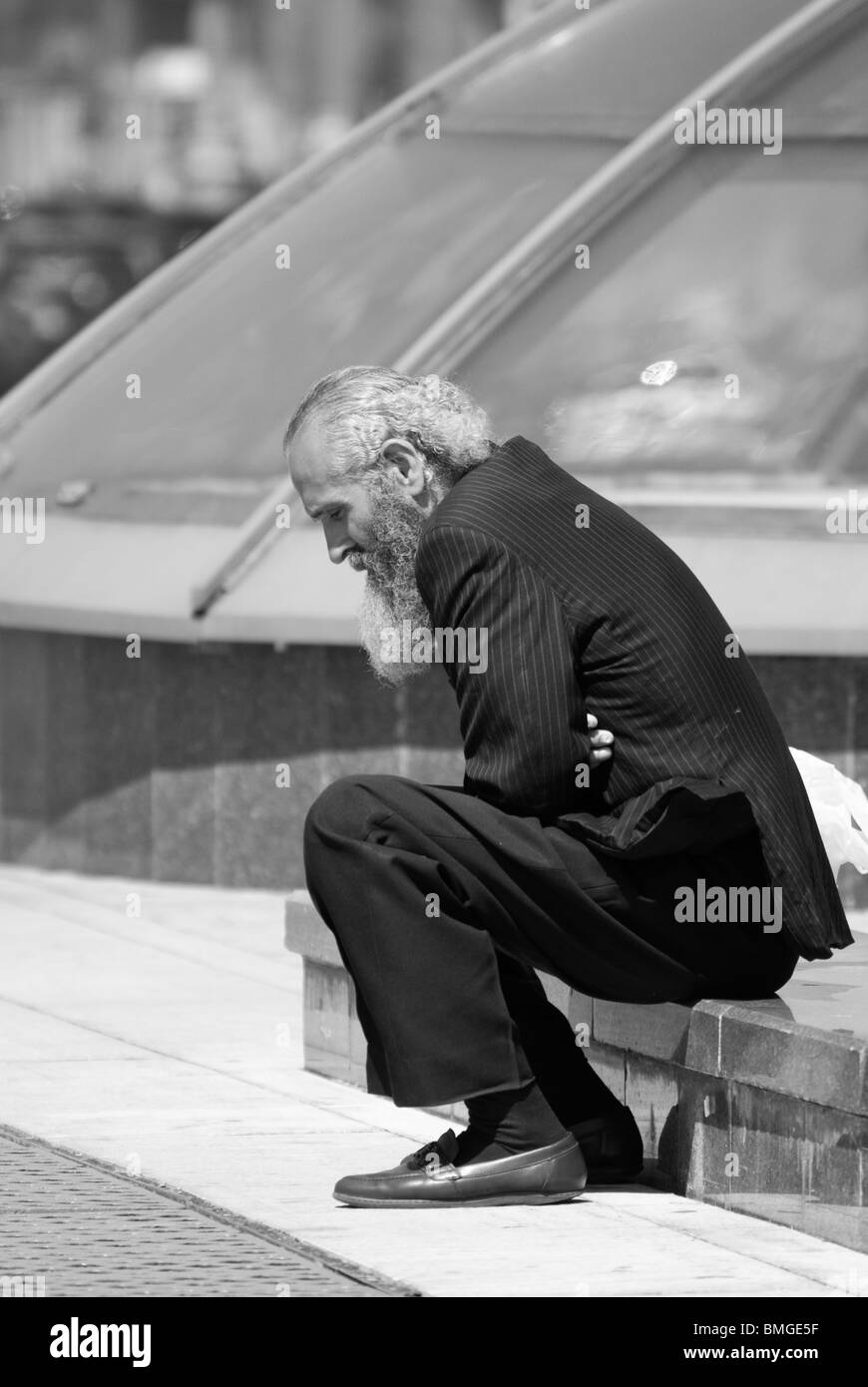 Elder stoop hi-res stock photography and images - Alamy