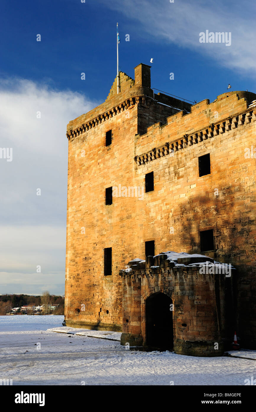 Linlithgow Palace in West Lothian, Scotland Stock Photo - Alamy
