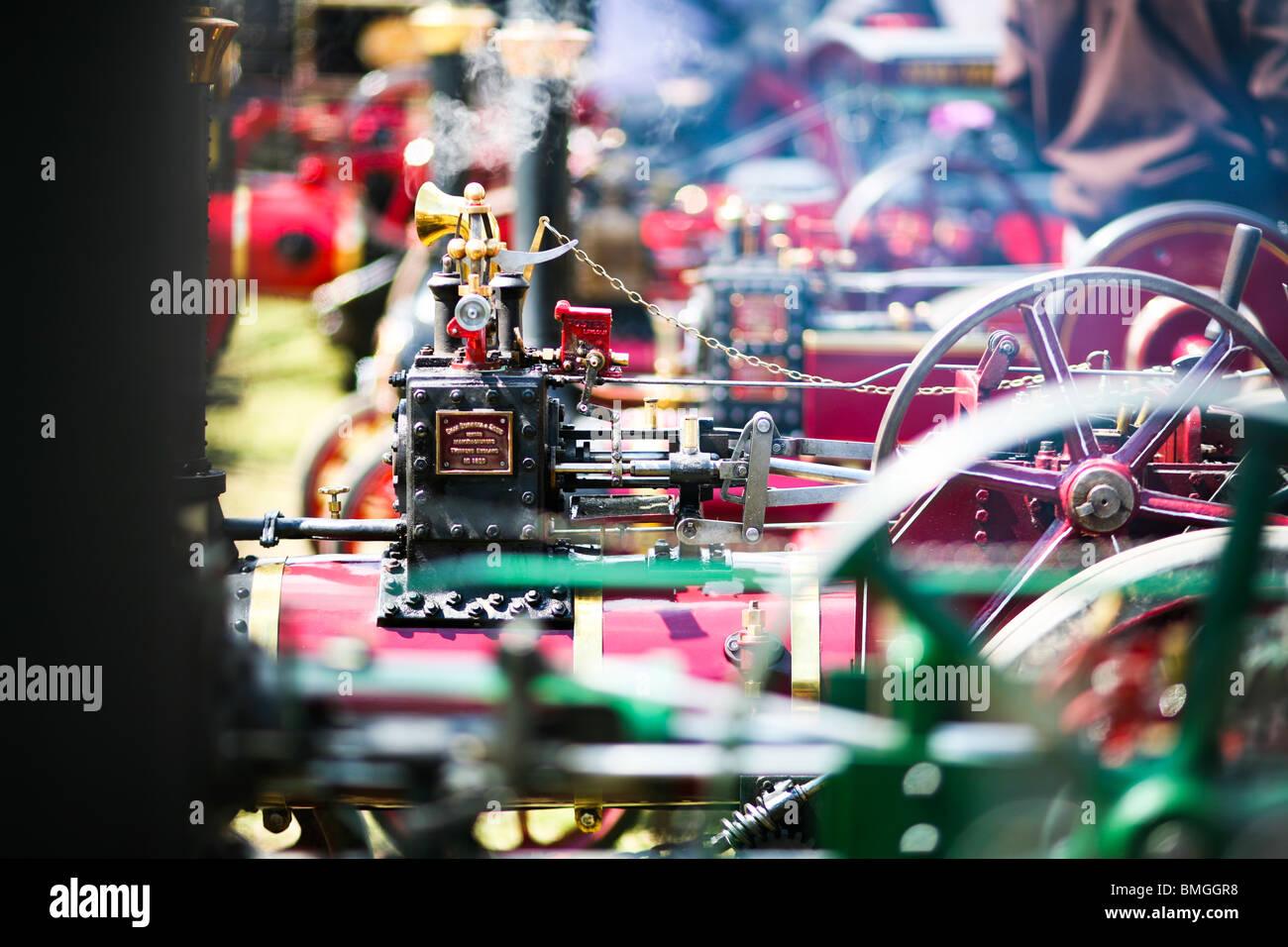 Miniature steam traction engines hi-res stock photography and images ...