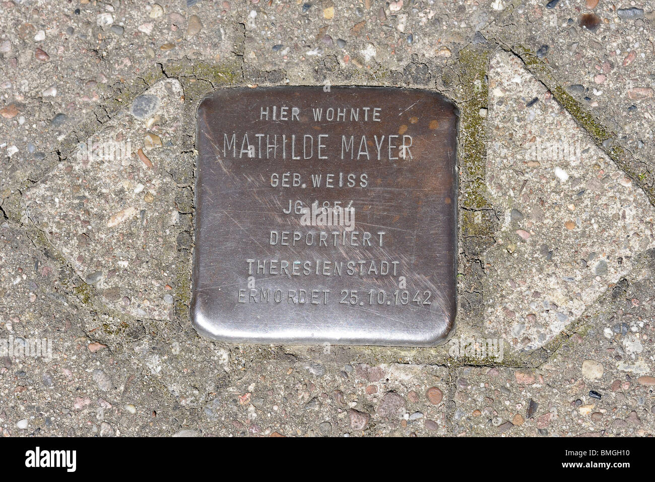 Stolpersteine stumbling blocks memorial hi-res stock photography and ...
