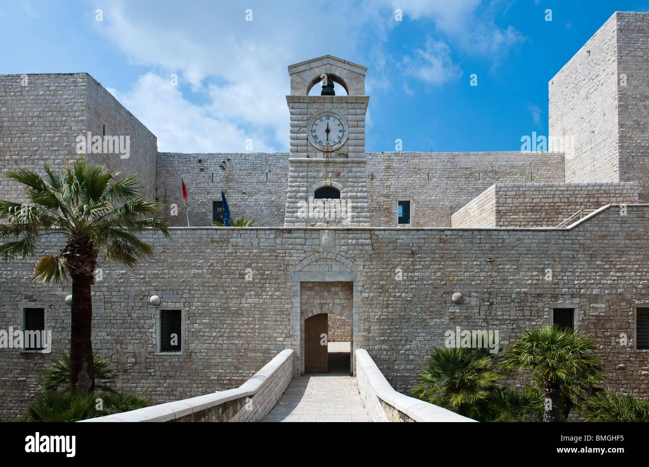 Trani castle hi-res stock photography and images - Alamy