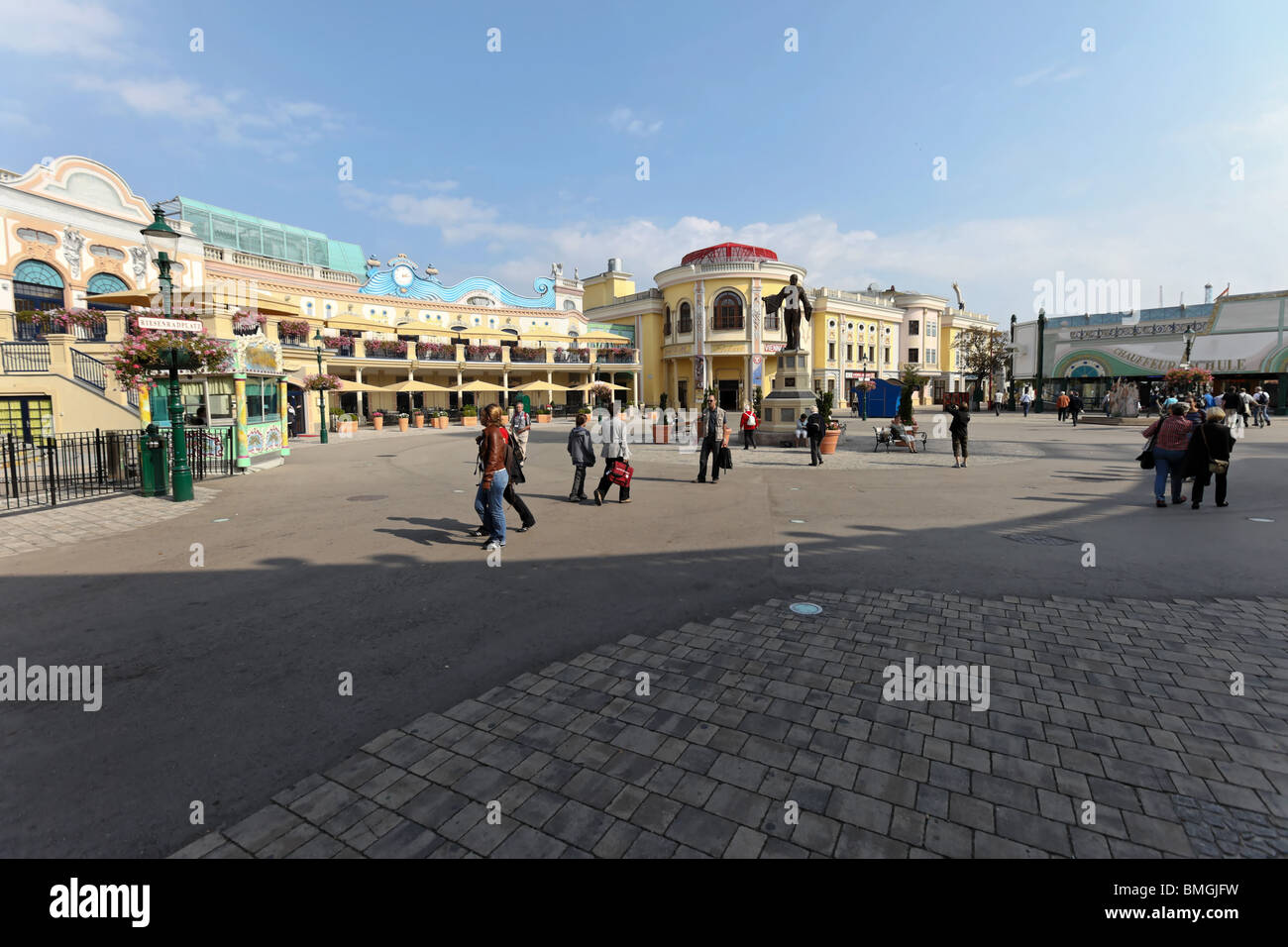 Vienna parks prater hi-res stock photography and images - Alamy