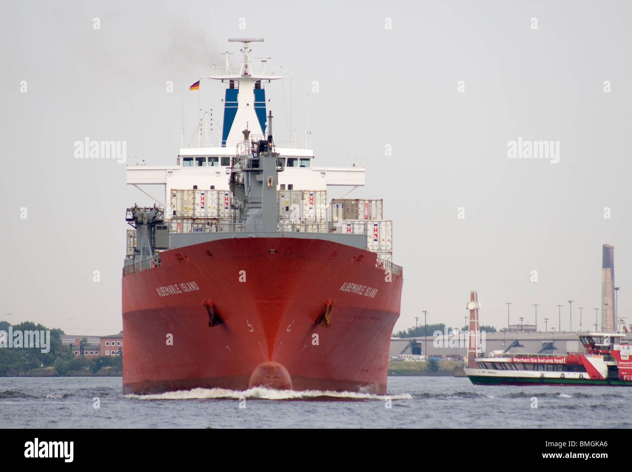 Steam container hi-res stock photography and images - Alamy