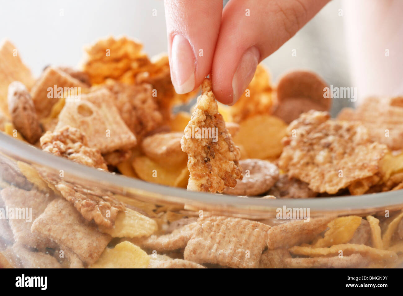 Healthy morning meal: corn flakes Stock Photo - Alamy