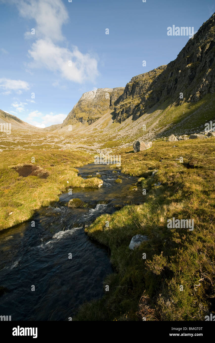 River lael hi-res stock photography and images - Alamy