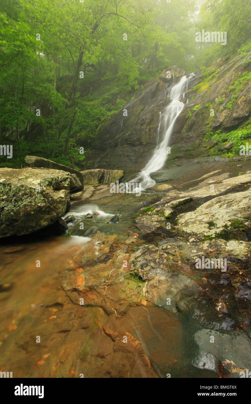 Virginia water waterfall hi-res stock photography and images - Alamy