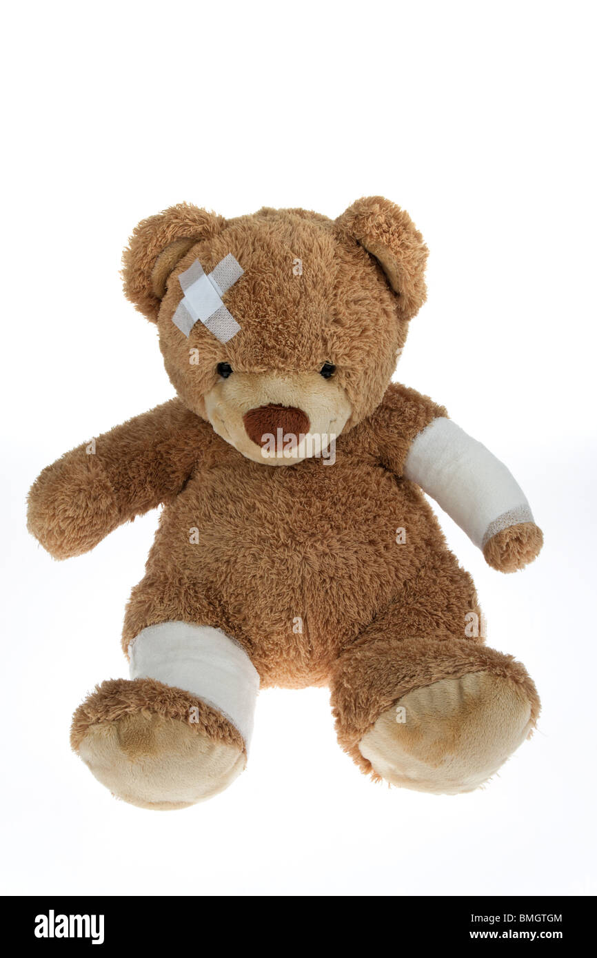 Patient bear with bandage after an accident Stock Photo - Alamy