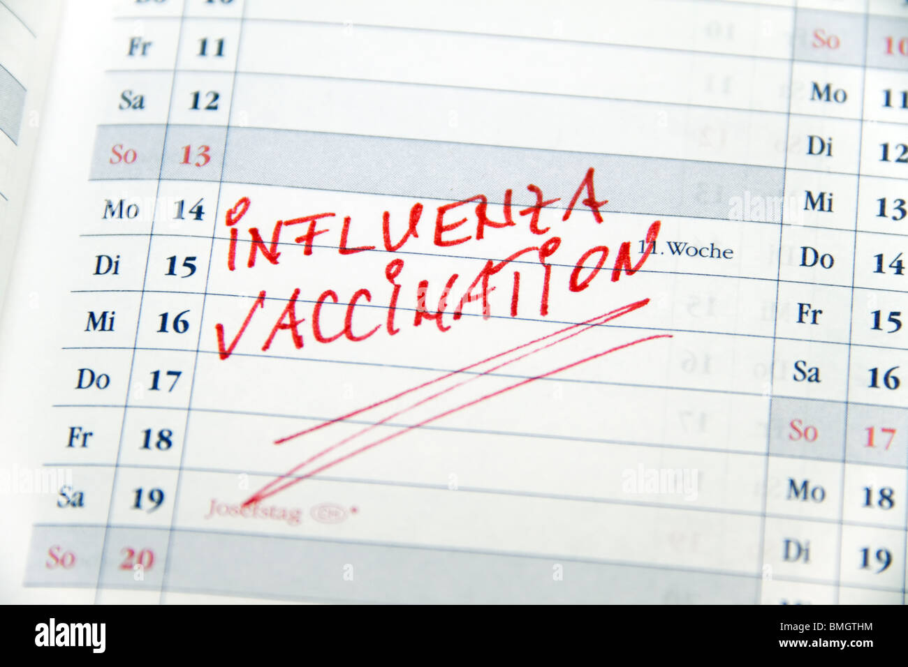 Note Influenza Vaccination in English Stock Photo - Alamy