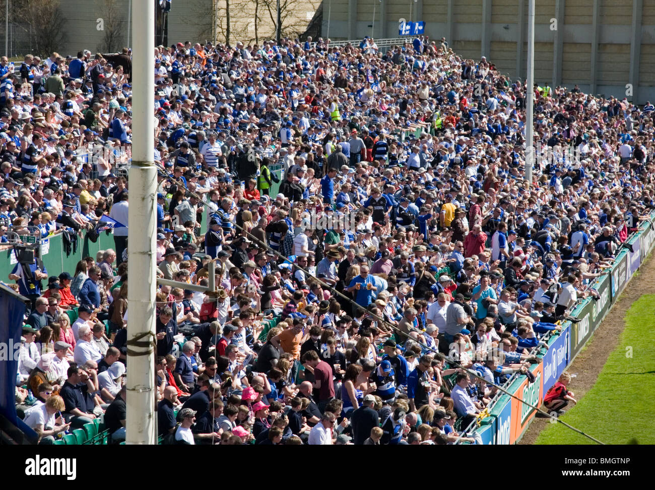 Bath rugby fans people stand hi-res stock photography and images - Alamy