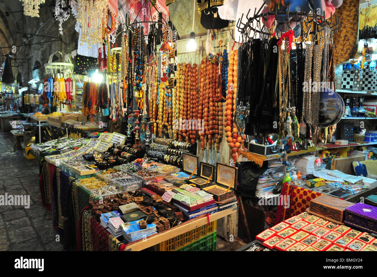 Israel, Jerusalem Old City the Arab market Stock Photo - Alamy