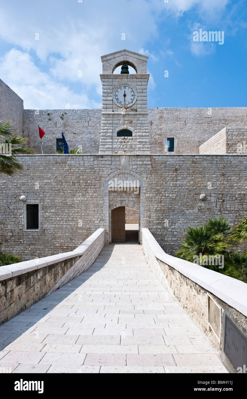 Trani castle hi-res stock photography and images - Alamy